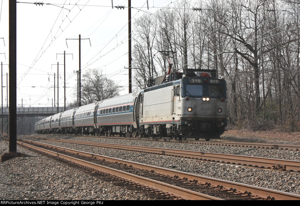 Amtrak train 176(10)